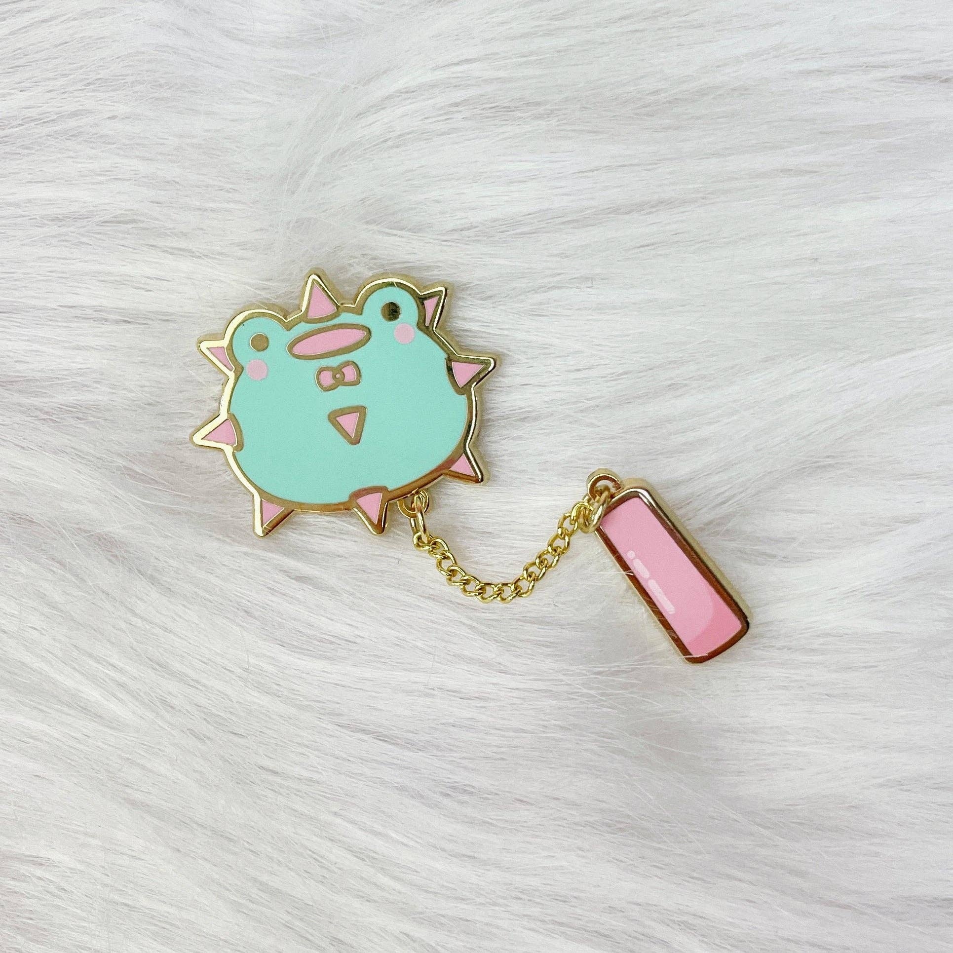 Rainylune - Mace Frog Pin | Pink Moon Atelier